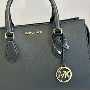 Michael Kors | Bags | Michael Kors Sheila Medium Satchel Shoulder ...